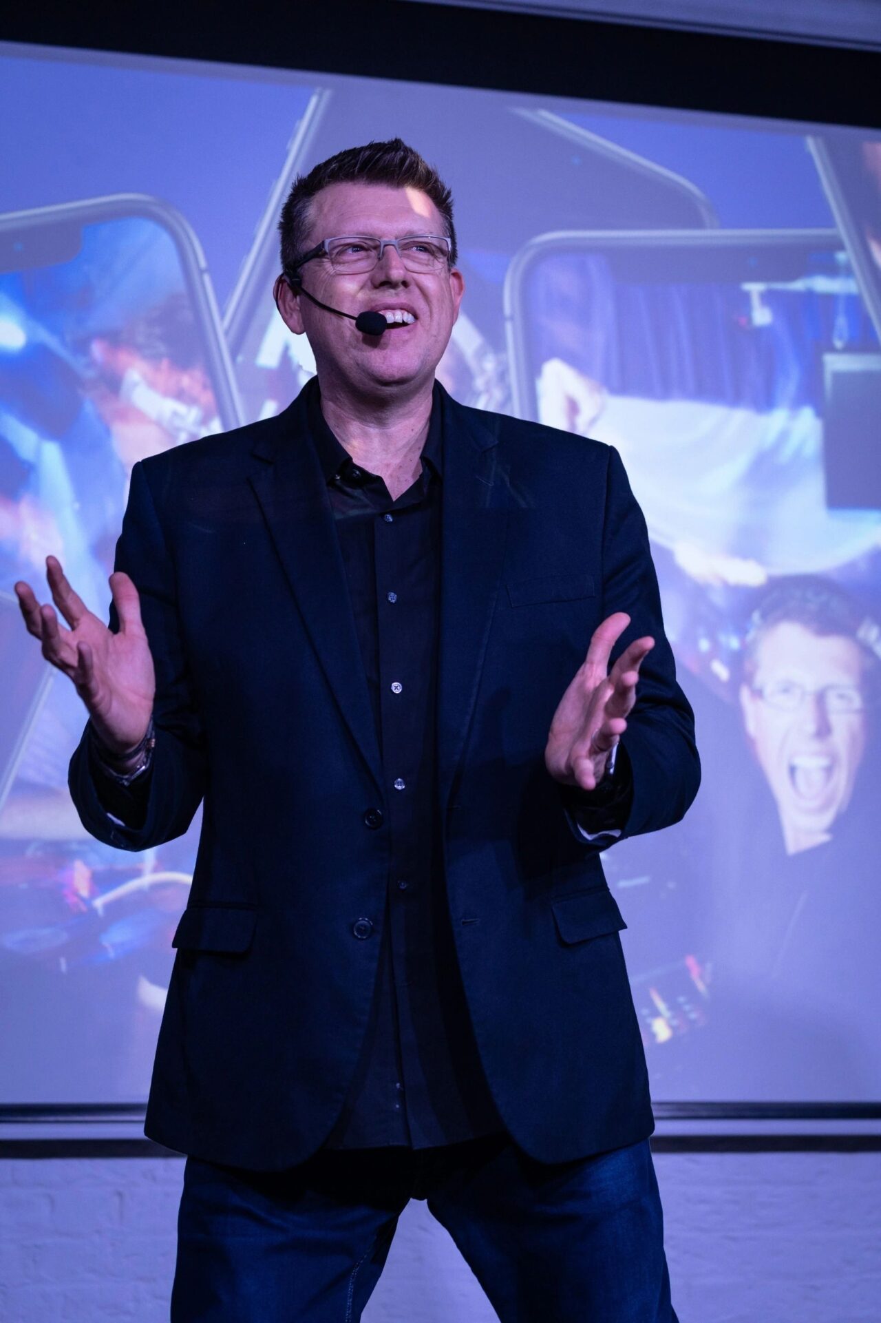 Photo Gallery - Mark Wilkinson Official